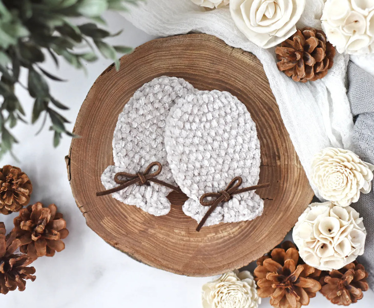 53 Free Patterns to Crochet with Fluffy Velvet Yarn - Yarnique