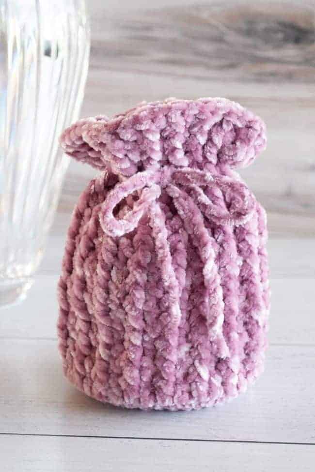 53 Free Patterns to Crochet with Fluffy Velvet Yarn - Yarnique