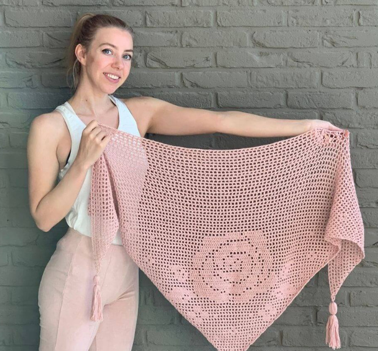 17 Gorgeous & Free Crochet Prayer Shawl Patterns - Yarnique